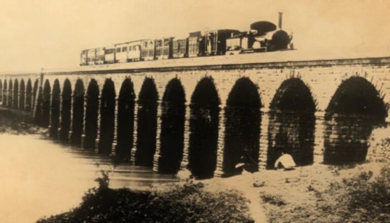 Mumbai's Bori Bunder to Thane; Indian Railways Marks 171st Anniversary ...