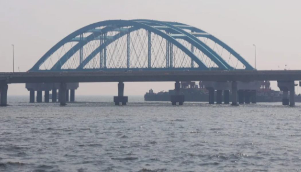 Bow-String Arch Bridge Connecting Mumbai Coastal Road and BWSL Set for ...